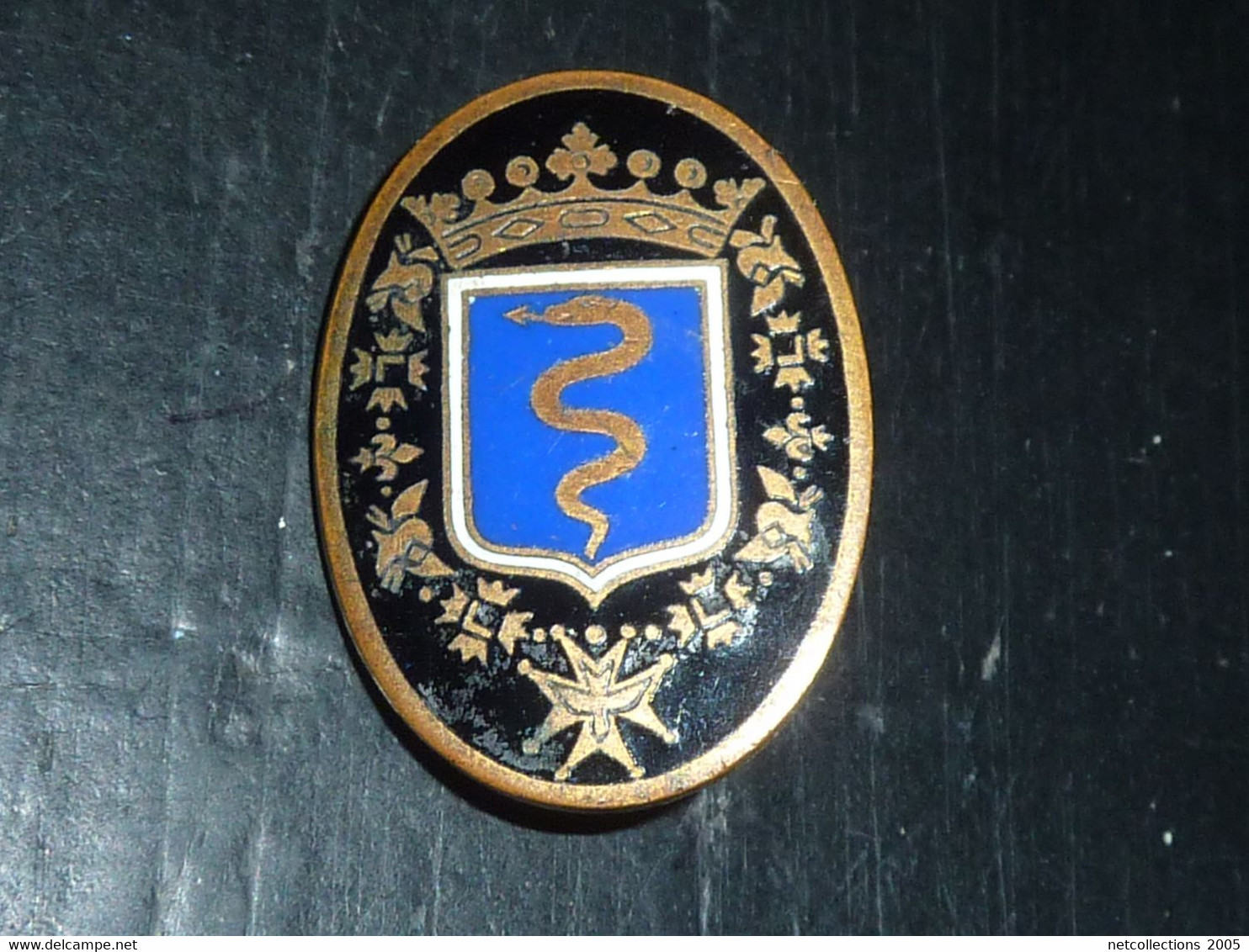 Marine - INSIGNE MARINE EN EMAIL - CROISEUR COLBERT - ARTHUS BERTRAND ...